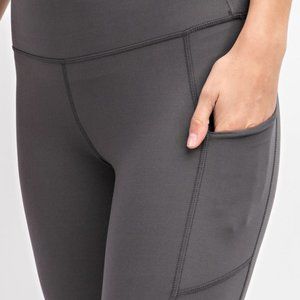 rae mode | Pants & Jumpsuits | Charcoal Capri Yoga Pants W Pockets Firm ...